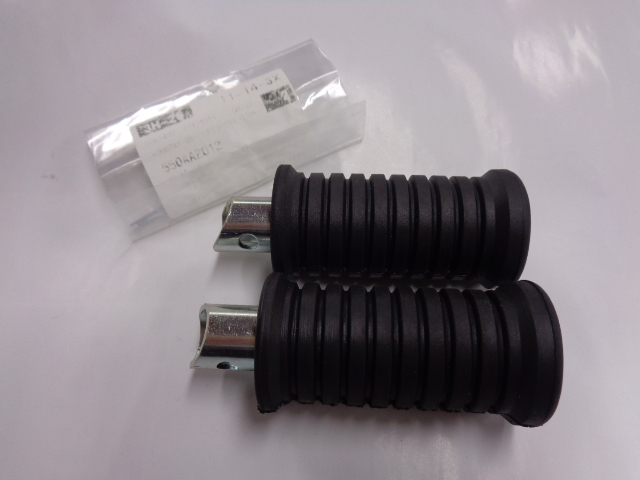 【未使用】カワサキ W1 S W1SA W3 ステップラバー 92076-005 2個 セット 未使用品 純正 の落札情報詳細| ヤフオク落札価格情報 オークフリー