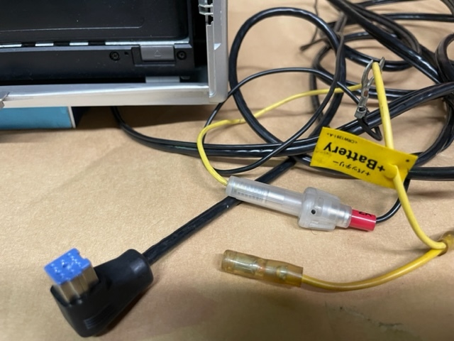【やや傷や汚れあり】カロッツェリア CDX-P1270 コード付きの落札情報詳細 - ヤフオク落札価格検索 オークフリー