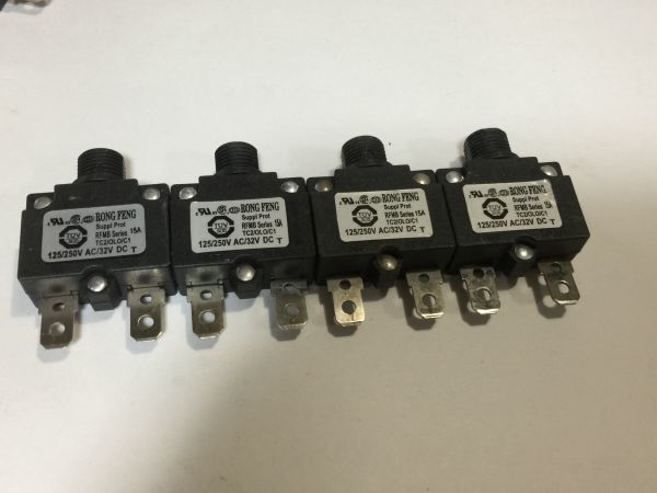 【未使用】RONG FENG RFMBシリーズ 15A 125/250V SUPPL PROT 4個セット FA145GM 9911の落札情報 ...