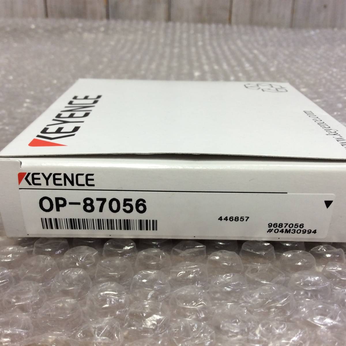 【未使用】 【AH-9003】未使用品 KEYENCE キーエンス センサヘッドケーブル 2m OP-87056【レターパックプラス・送料全国 ...