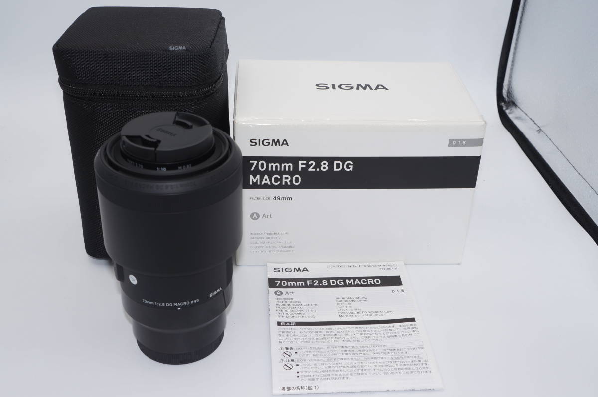 【目立った傷や汚れなし】【美品】☆送料無料☆SIGMA 70mm F2.8 DG MACRO | Art A018 SONY-Eマウント 箱 ...