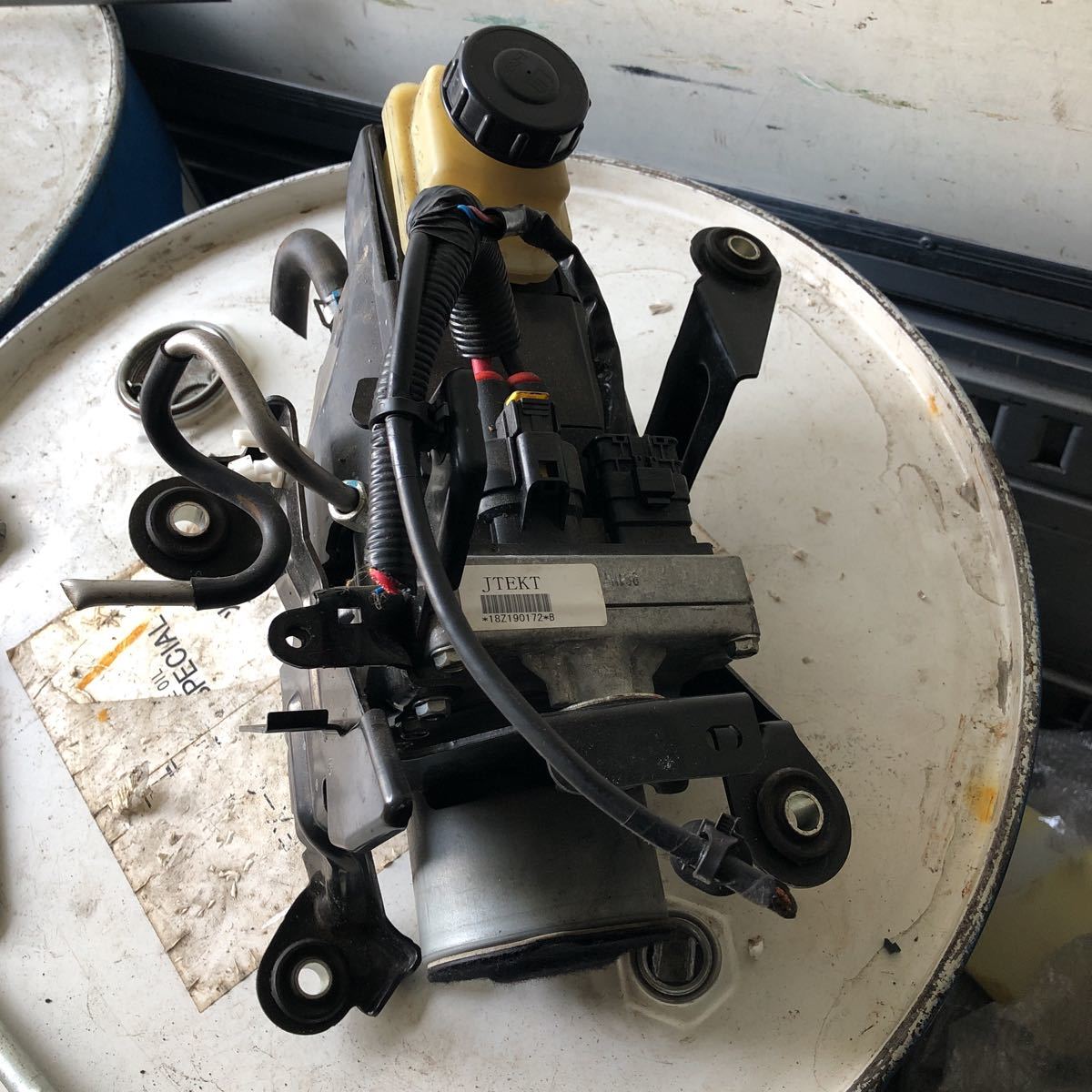 【やや傷や汚れあり】かなり美品動作OK ♪ エルグランド E52 TE52 TNE52 PE52 PNE52 パワステ 電動 ポンプ EPS パワー ステアリングの落札情報詳細 - Yahoo ...