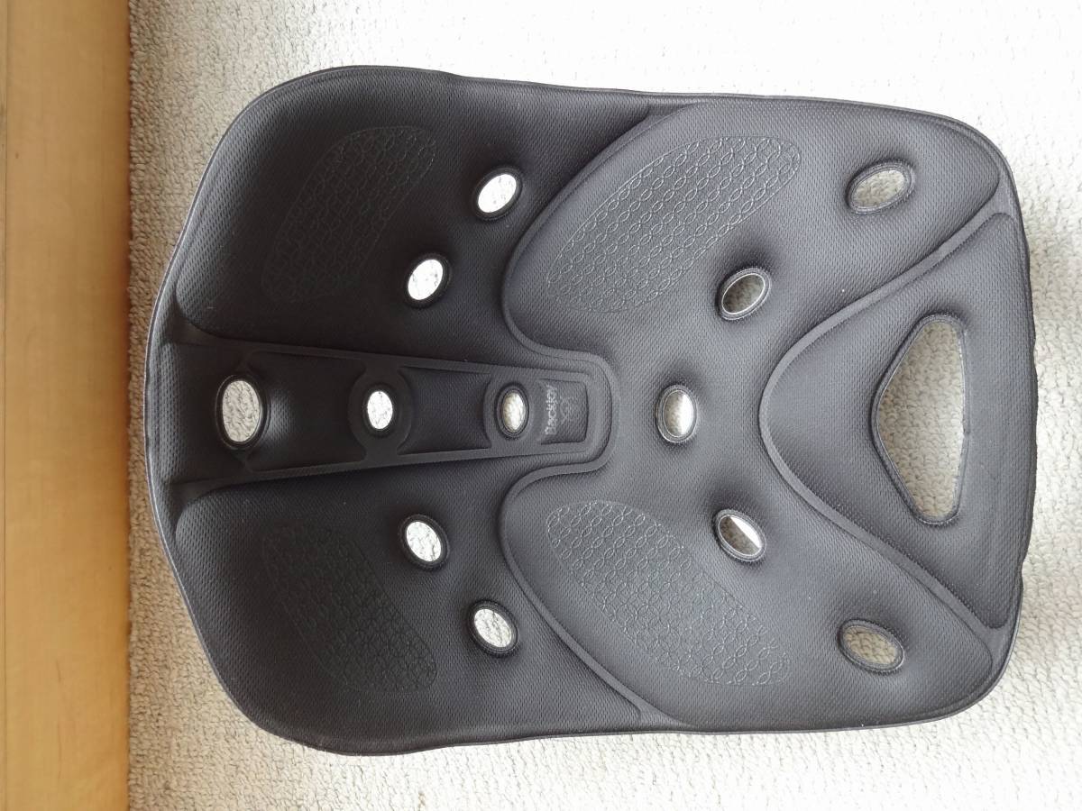 【やや傷や汚れあり】F4811《骨盤サポートシート》Backjoy/バックジョイ★姿勢矯正 骨盤矯正 猫背 腰痛★の落札情報詳細 - ヤフオク落札価格情報 オークフリー