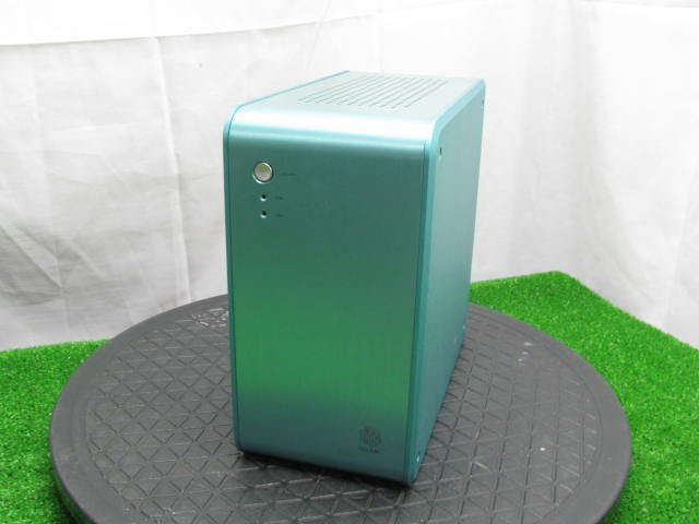 【新品】abee acubic A70 シルバー 横置きオーディオ風 国産高級アルミ PCケース 未使用品の落札情報詳細 - ヤフオク落札価格 ...