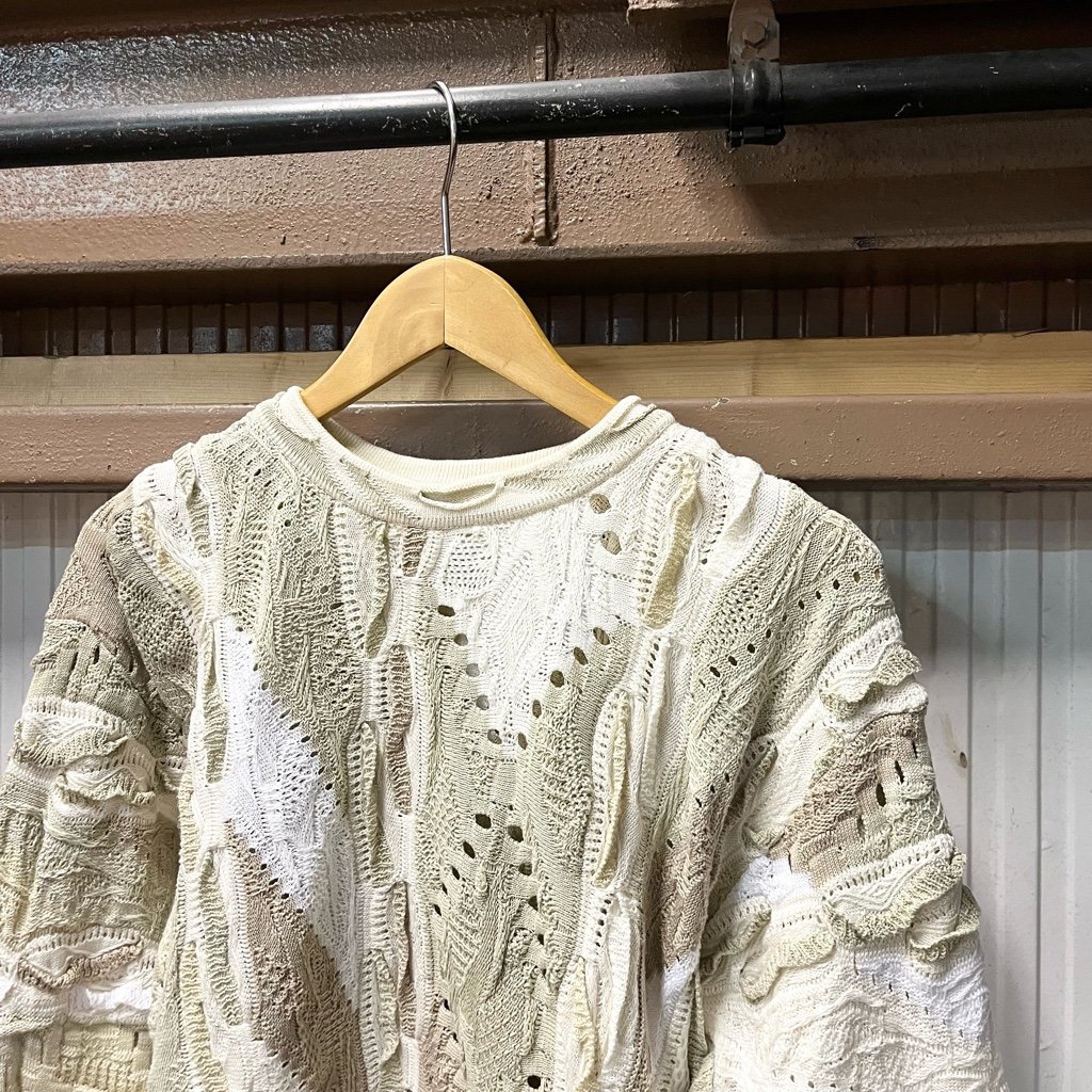 【傷や汚れあり】90's ヴィンテージ COOGI クージー 3Dニット サイズS コットンニット ベージュ系マルチカラー ビンテージ 古着 ...