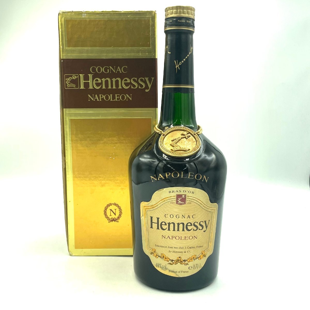 【やや傷や汚れあり】[未開栓]ヘネシー ナポレオン コニャック ブランデー 40％ 700ml Hennessy Napoleon Cognac Brandy ※箱あり〈送料無料〉AA0422 ...