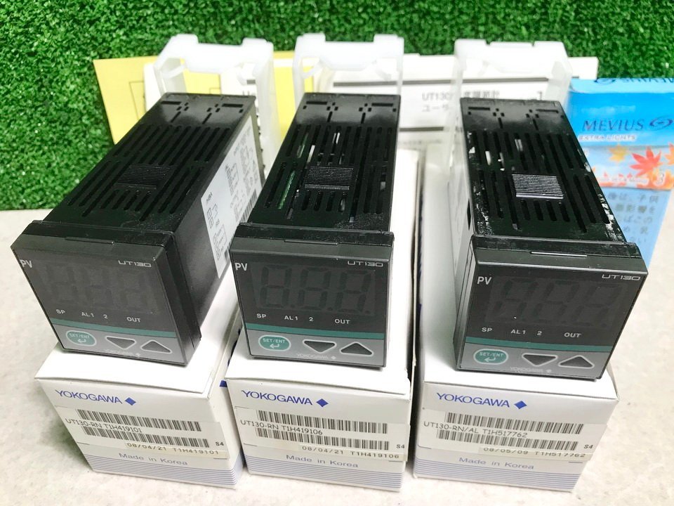 【未使用】柿清.d703 横河 温度調節計 UT130-RN/AL 制御機器 取説・保証書付 熱電対/測温抵抗体入力 リレー出力 AC100-240V 50/60Hz★計3台セットの落札情報 ...