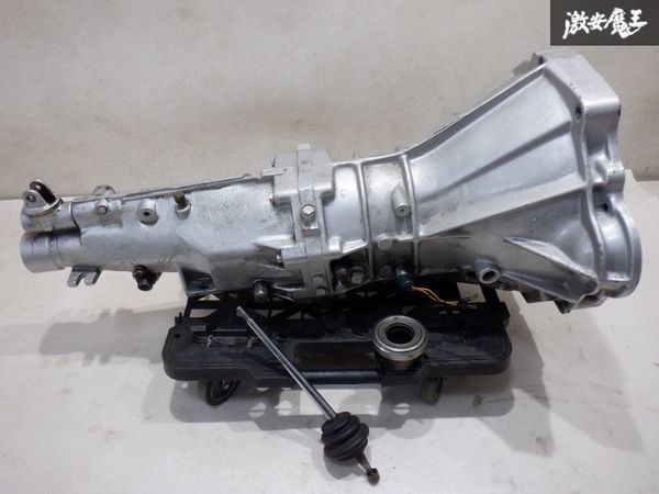【傷や汚れあり】日産純正 L型 5速 5MT マニュアル ミッション 本体 L5刻印 ハコスカ ケンメリ スカイライン L20 L28 旧車 棚1J21の落札情報詳細 - Yahoo ...