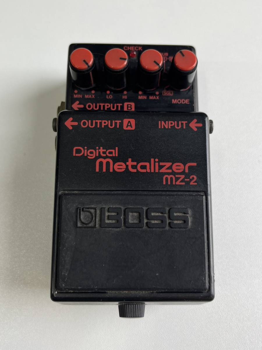 【傷や汚れあり】 BOSS ボス MZ-2 デジタルメタライザー Digital Metalizer エフェクター ディストーションペダル の ...