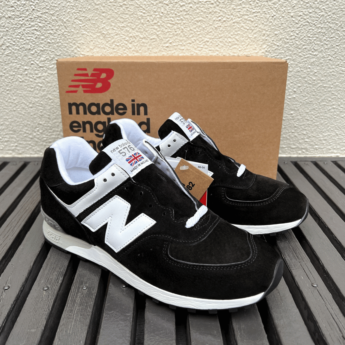【未使用】国内正規品 UK製 New Balance M576KGS ブラック×ホワイト US8.5D 26.5cm 限定 イギリス英国製 NB スエード 黒 スニーカー Made In ...