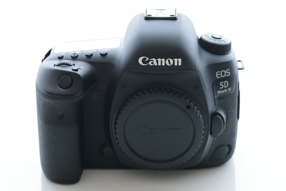【目立った傷や汚れなし】Canon EOS 5D Mark IV ボディ ＋CFカード2枚＋カードリーダー ★1円スタート・中古美品！★の落札情報詳細 - Yahoo!オークション落札価格検索 ...