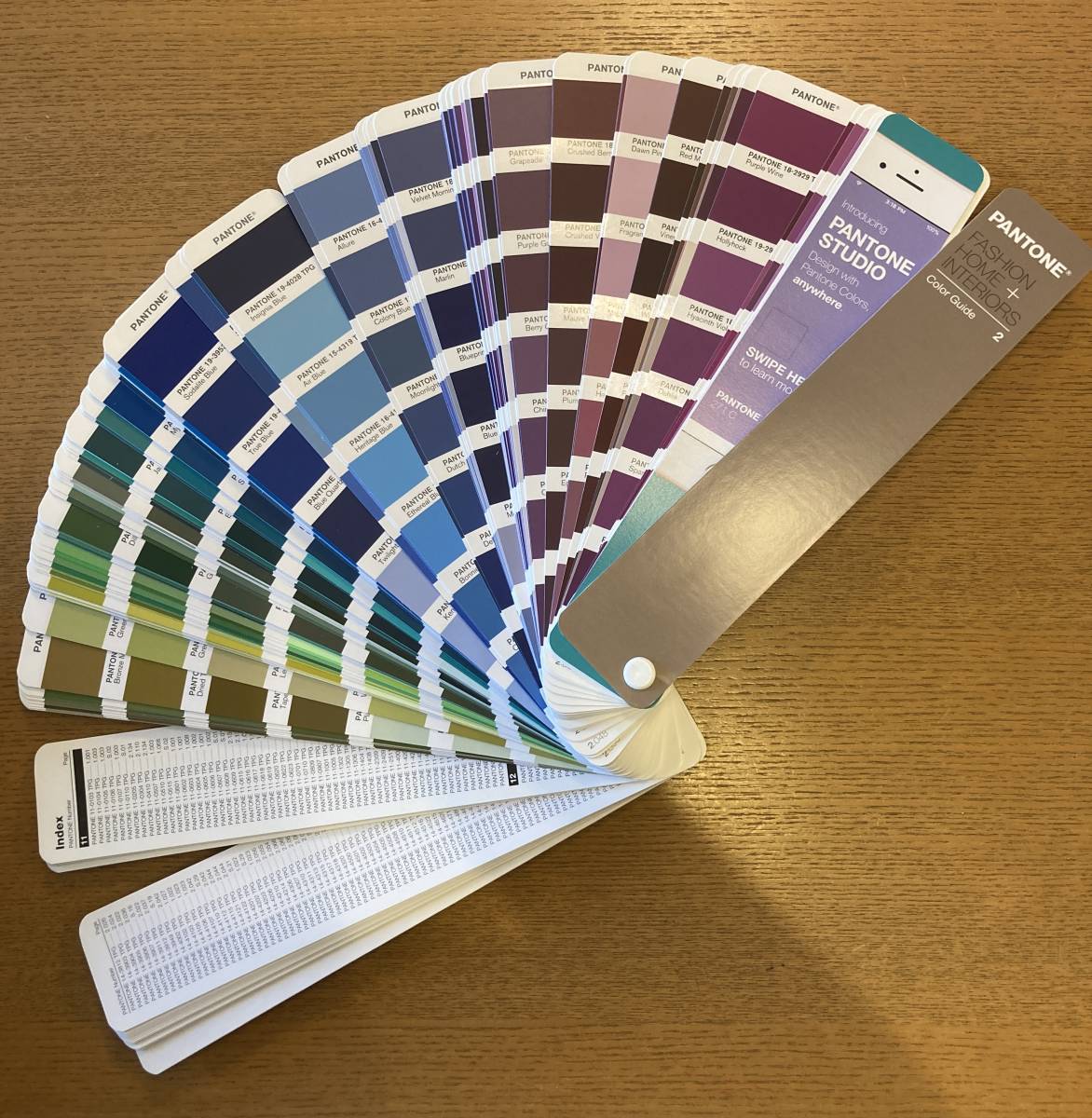 【未使用に近い】パントーンカラー見本2310色 ホーム、インテリア、ファッション アート、グラフィックの落札情報詳細 - ヤフオク落札価格検索 ...