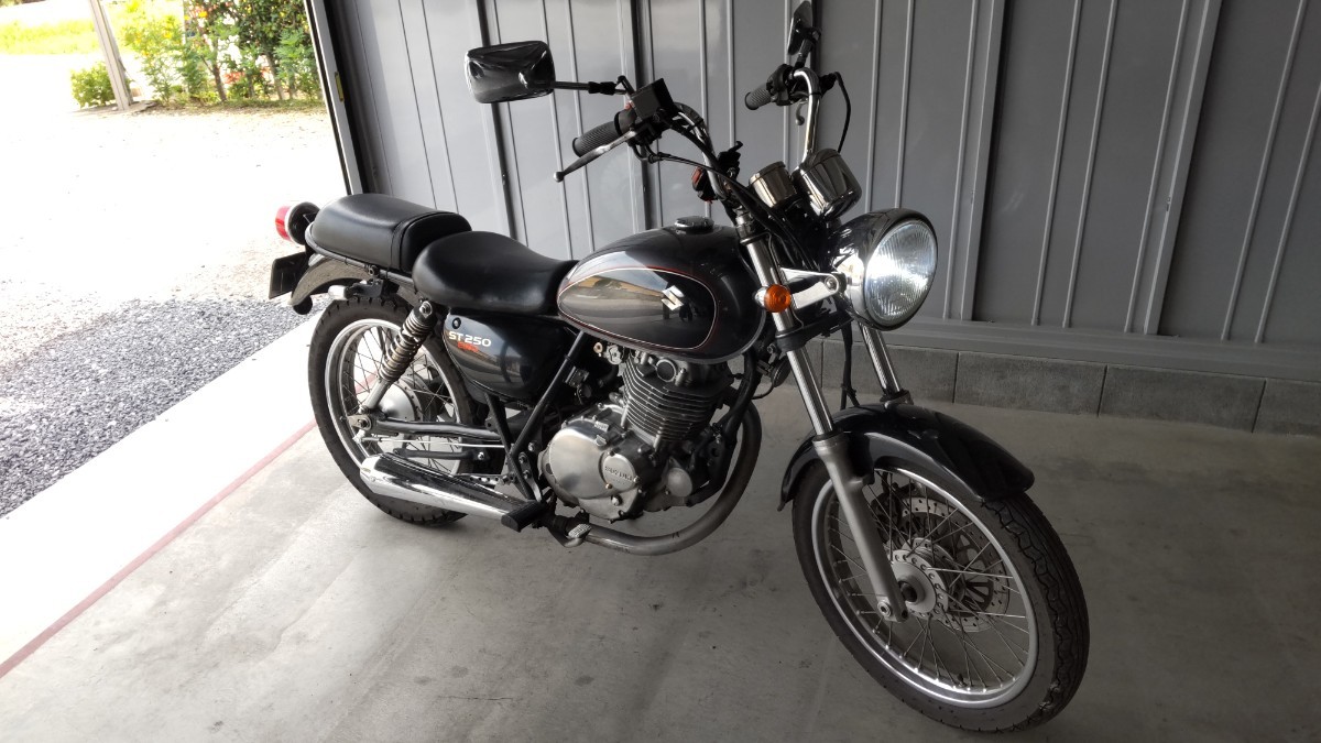 【やや傷や汚れあり】動画あり 自賠責R7.3月まであり ★ST250E ST250 ★の落札情報詳細 - ヤフオク落札価格検索 オークフリー