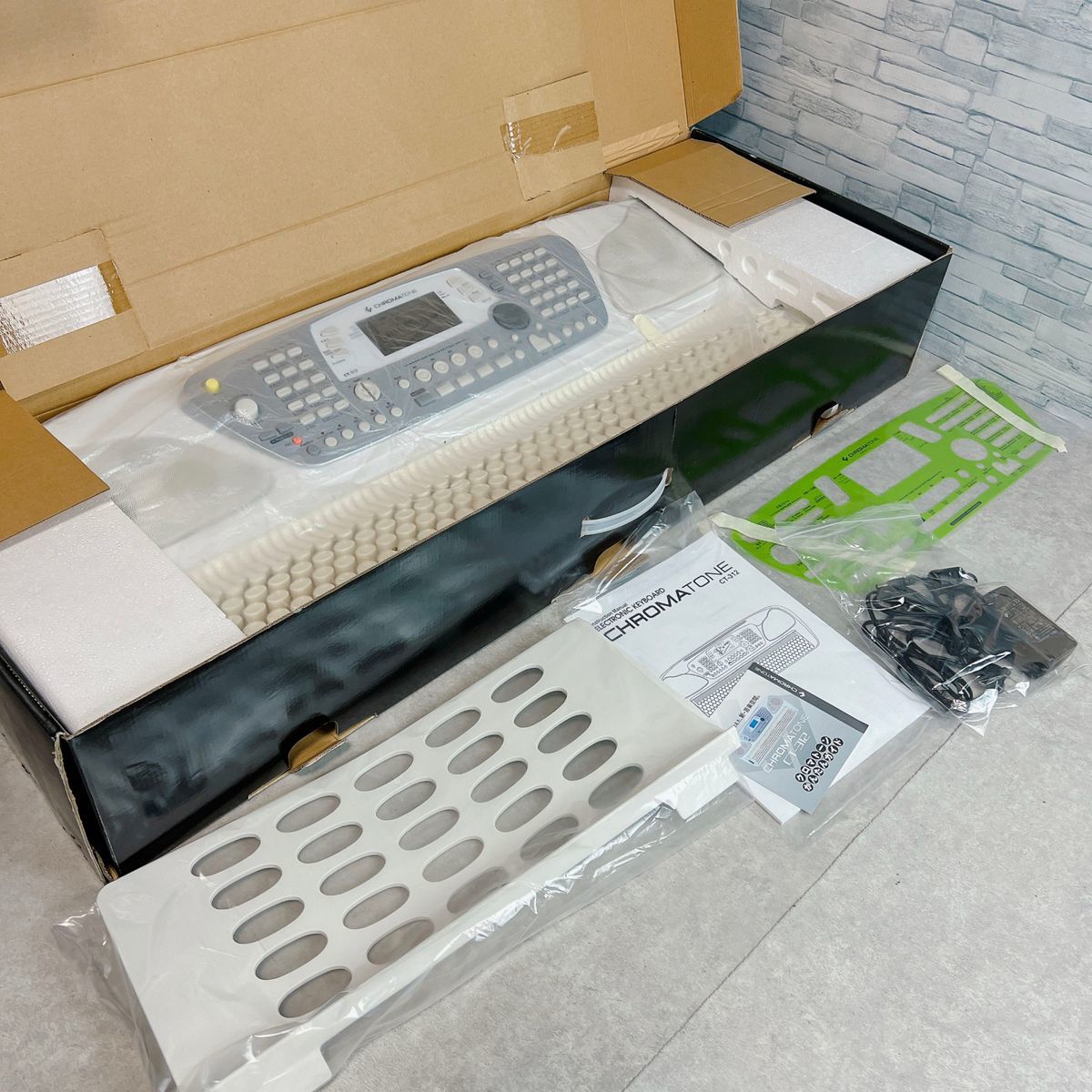 【未使用に近い】ほぼ未使用 超希少 美品 CHROMATONE クロマトーン CT-312 電子キーボード 譜面台スタンド付の落札情報詳細 ...