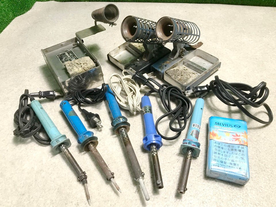 【傷や汚れあり】長清e438 グット/ホーザン他 はんだコテ(先:尖②平①無②)＆ホルダーベース③(マグネットフローターあり) コード(1.2/1.5m)★計8点セットの落札情報詳細 ...