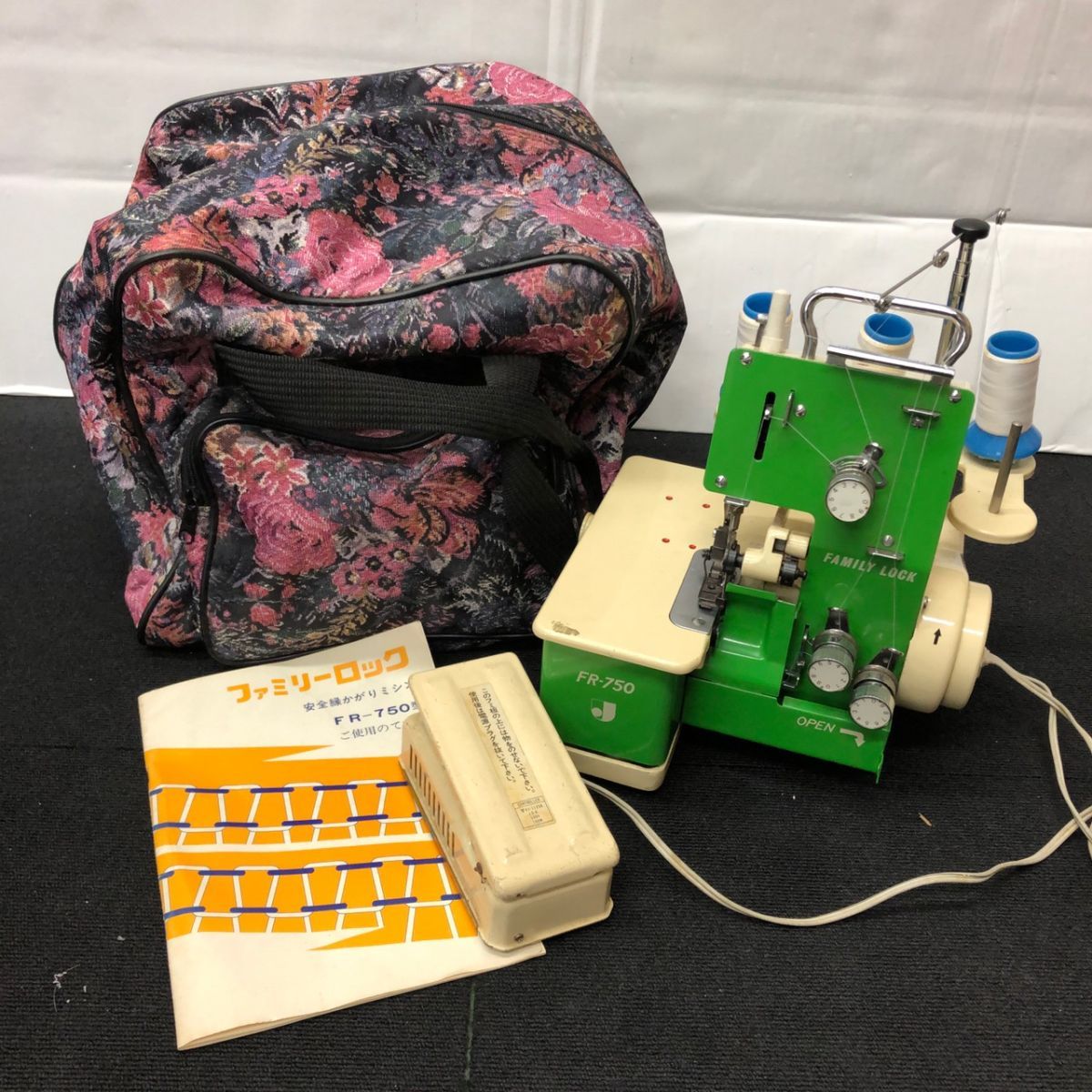 【傷や汚れあり】E517-C8-89 JANOME ジャノメ ロックミシン FR-750 Machine FAMILY LOCK ファミリー ...