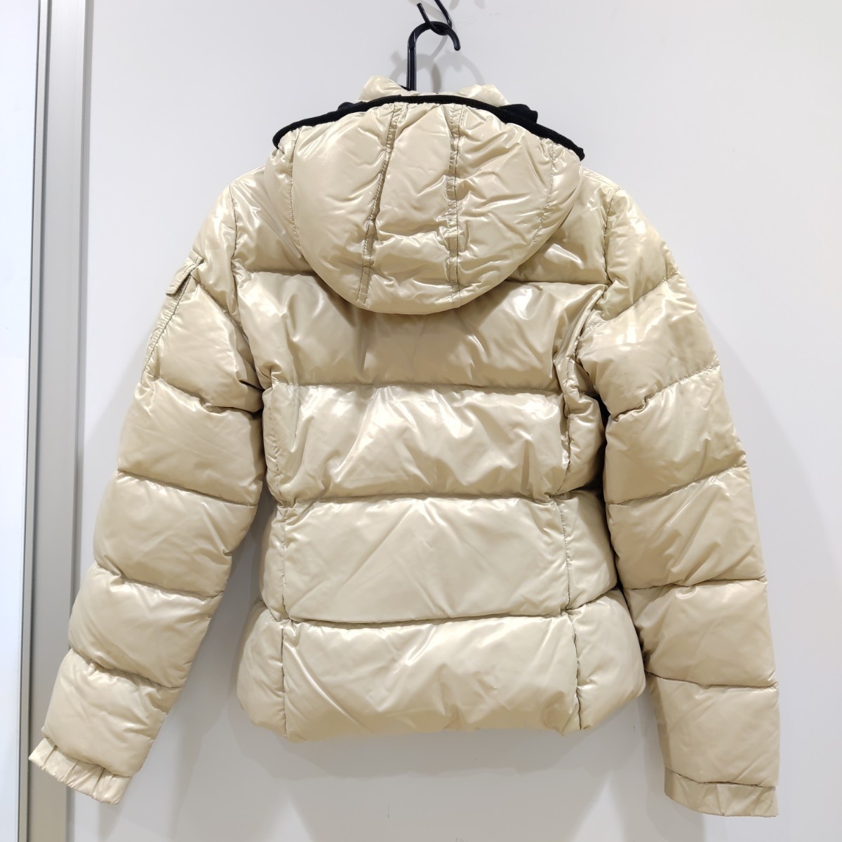 【目立った傷や汚れなし】MONCLER☆モンクレール☆ダウンジャケット☆G32-003☆レディース☆1円～の落札情報詳細 - Yahoo ...