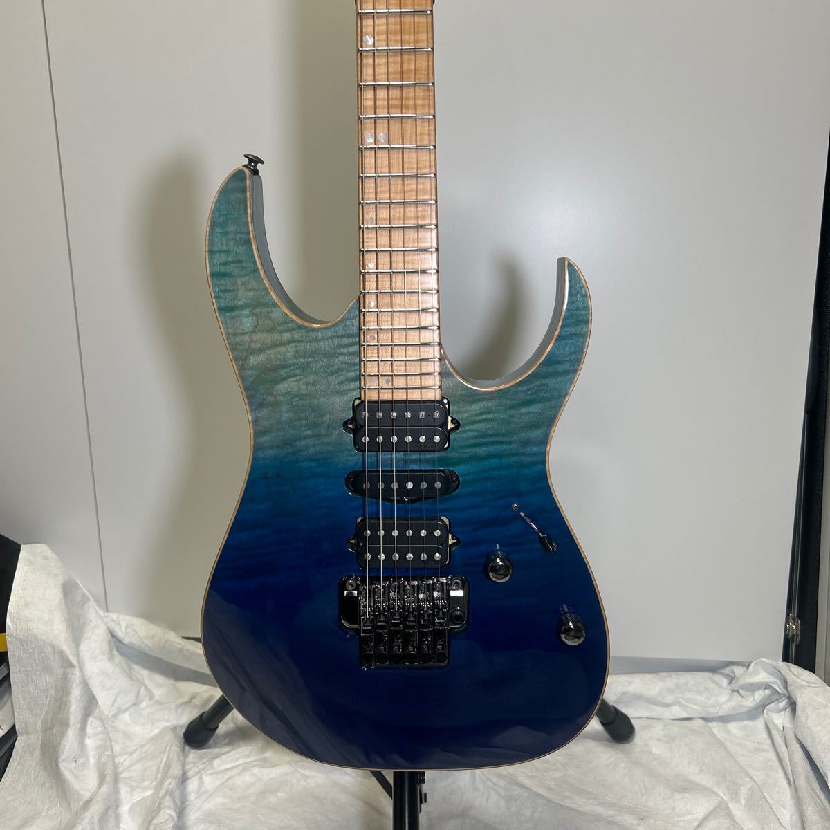 【やや傷や汚れあり】Ibanez Premium Series RG6PCMLTD RG30周年記念限定モデルの落札情報詳細 - ヤフオク落札 ...