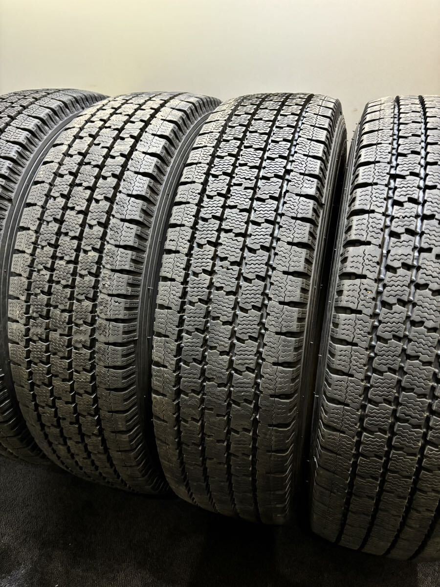 【目立った傷や汚れなし】パF5939 195/80R15 107/105N LT 4本価格 TOYO DELVEX 935 送料無料 夏 ...