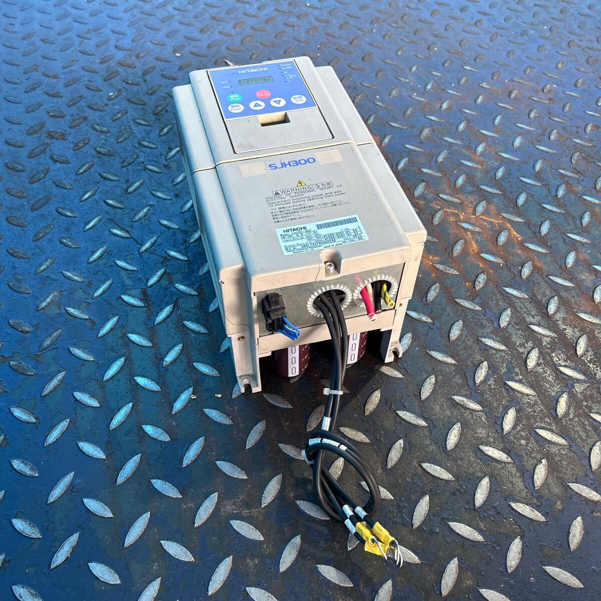 【傷や汚れあり】T7350 HITACHI 日立 インバーター 電子部品 SJH300-8LF【ジャンク品】の落札情報詳細 - ヤフオク落札 ...
