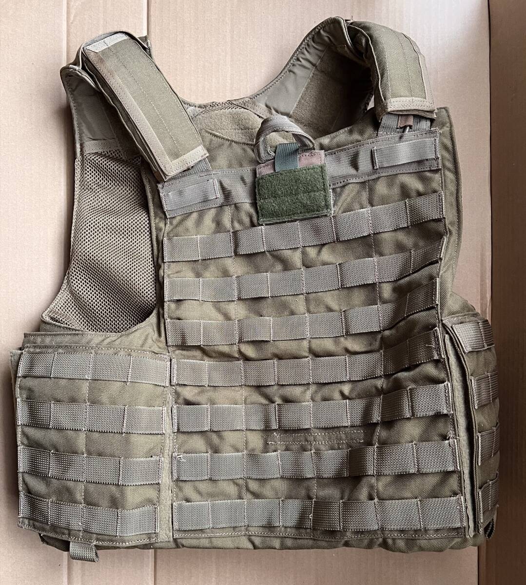 【未使用に近い】実物 EAGLE MAR CIRAS Lサイズ カーキ (sflcs soflcs blackhawk nsw アドミン ...