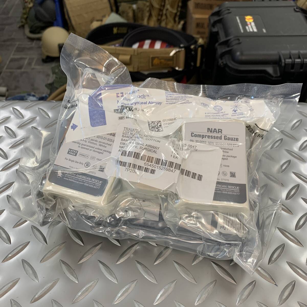 【未使用】米軍実物 IFAK/Trauma Module Kit ファーストエイド トラウマキット nar h&h skedco ...