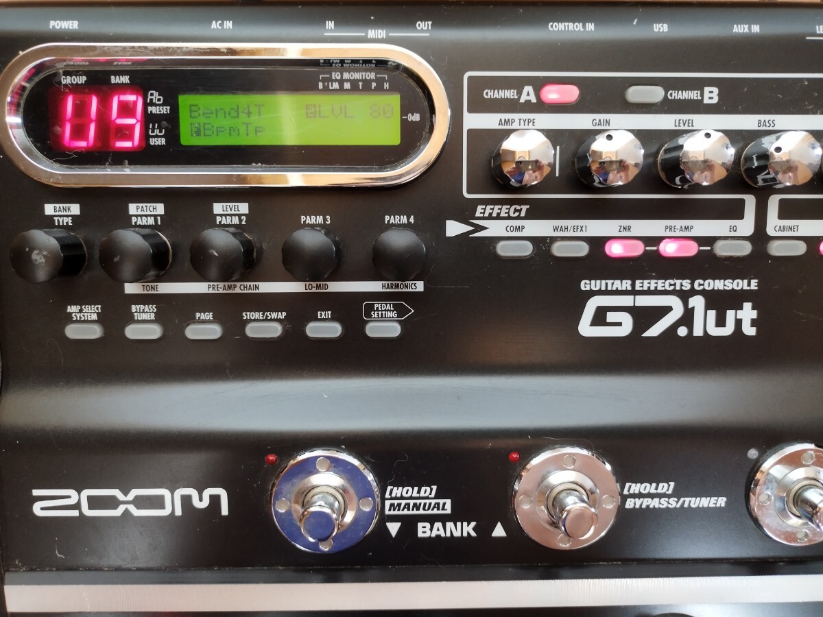 【目立った傷や汚れなし】♪ズーム ZOOM G7.1ut マルチエフェクター ギターエフェクツコンソール ペダル付き Guitar ...