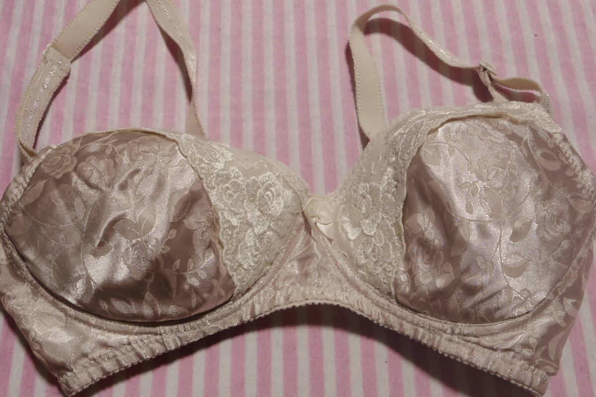 【未使用】1101★サイズA75★ジュニア コットン ブラ スポブラ 匿名発送 の落札情報詳細 - Yahoo!オークション落札価格検索 オークフリー