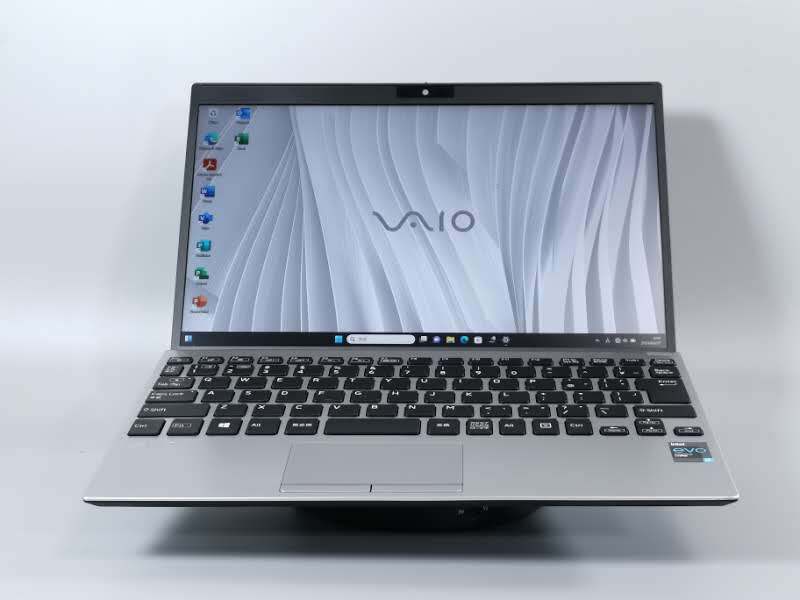 【目立った傷や汚れなし】2022年モデル i7第11世代【爆速SSD(NVMe)1TB + メモリ16GB】VAIO VJS12 シルバー ...
