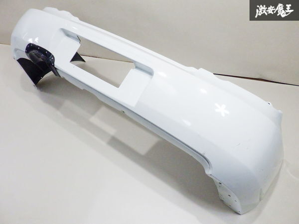 【やや傷や汚れあり】【ストア出品】スバル純正 GDB インプレッサ WRX STI 涙目 中期 C型 D型 リアバンパー 57704FE260 ...