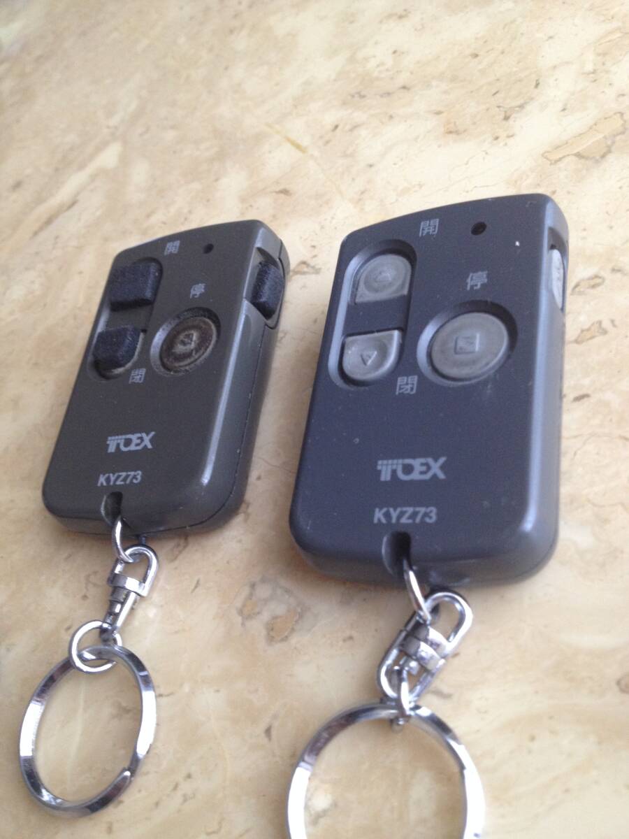 【やや傷や汚れあり】TOEX電動ワイドオーバードアリモコン(KYZ73)2個セットの落札情報詳細 - Yahoo!オークション落札価格検索 オークフリー