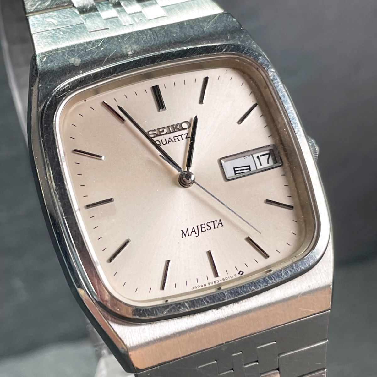 【やや傷や汚れあり】美品 1970年代製 SEIKO セイコー MAJESTA マジェスタ 9063-5010 腕時計 アナログ クオーツ ...