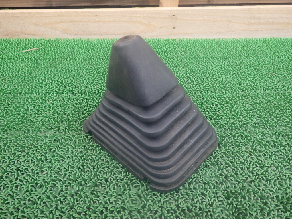 【傷や汚れあり】ミニキャブ U41T U42T U41V U42V MT シフトブーツ 送料600円の落札情報詳細 - Yahoo!オークション落札価格検索 オークフリー