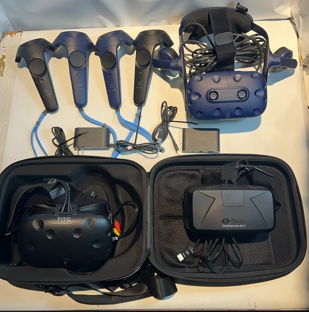 【全体的に状態が悪い】HTC VIVE PRO フルキット ベースステーション+Oculus Rift Development Kit 2 ...