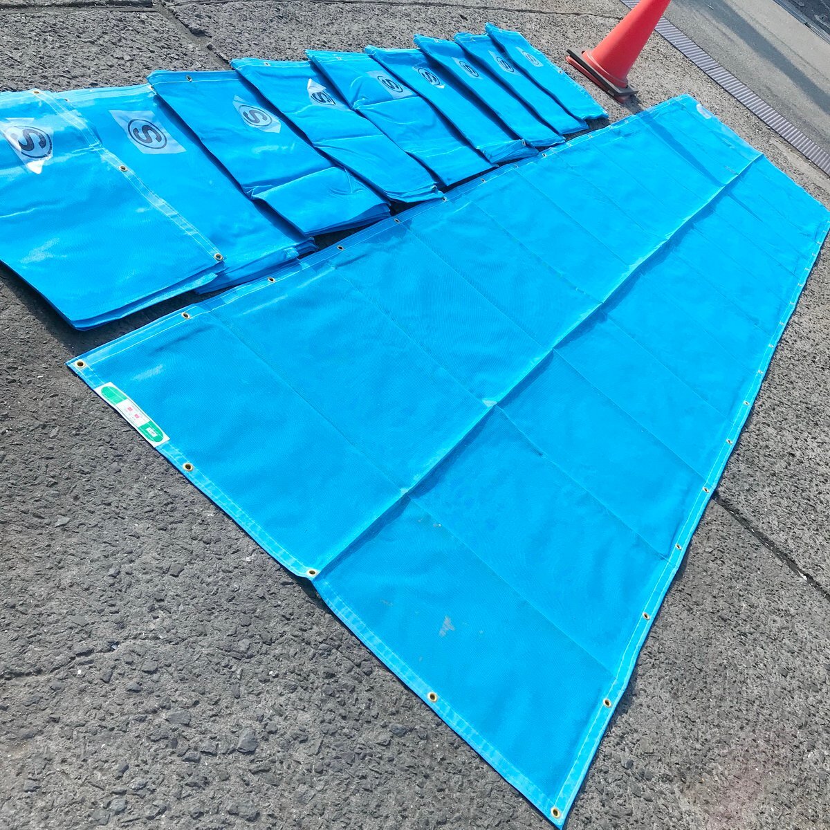 【未使用】扇蒼.d159 防炎メッシュシート ブルー サイズ(1.2m×5.1m) 日本防炎協会 / 消防庁登録者認定番号 ACE-13-0222 等 本縫い ★計10枚セットの落札情報詳細 ...