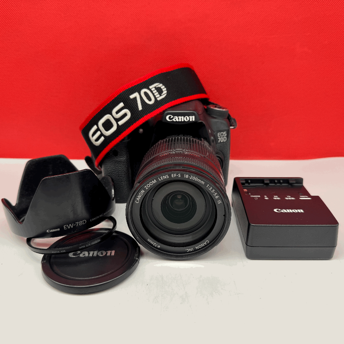 【傷や汚れあり】 05 Canon EOS 70D デジタル一眼レフカメラ ボディ EF-S 18-200mm F3.5-5.6 IS レンズ ...