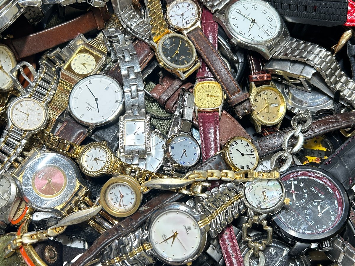 【傷や汚れあり】【東京都忘れ物市】1円 正規まとめ 腕時計1010点 約44kg/SEIKO・G-SHOCK・CASIOなど/動作品含む/現状品 大量まとめ売り レディース/メンズの落札情報 ...