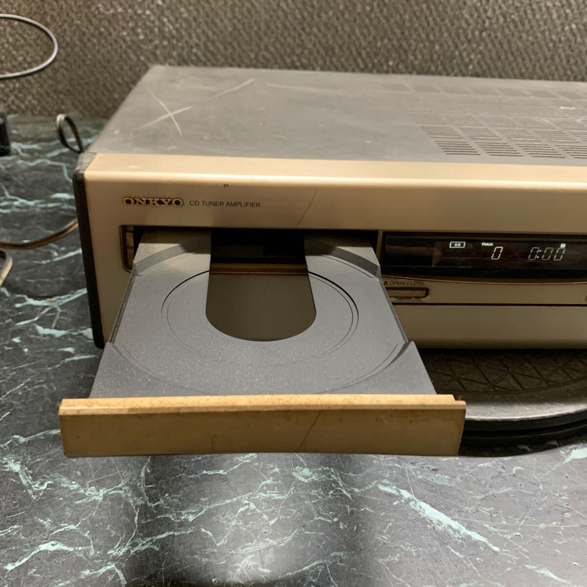 【傷や汚れあり】CD-277 激安 CDデッキ ONKYO CR-70 CD TUNER AMPLIFIER 簡易動作確認済み 中古現状品の落札情報詳細 - Yahoo!オークション落札価格 ...