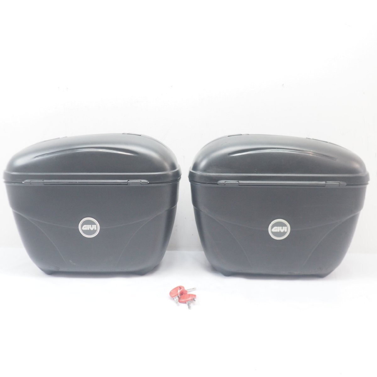 【やや傷や汚れあり】GIVI E21 サイドケース サイドボックス パニアケース 汎用ステー付 ジビ sidebox ドラッグスター250 ...