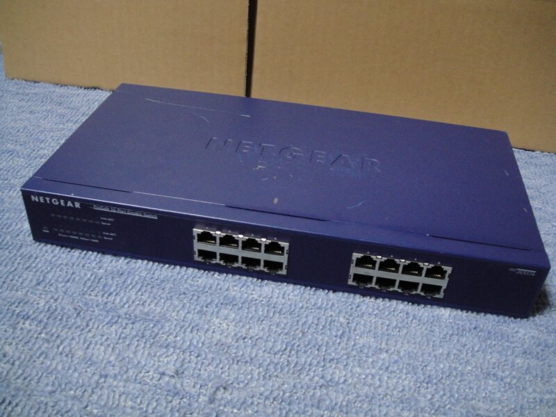 送料無料！NETGEAR ProSAFE JGS516 V2 ギガ 16ポート ファンレス スイッチングハブ 中古 現状の落札情報詳細 ...
