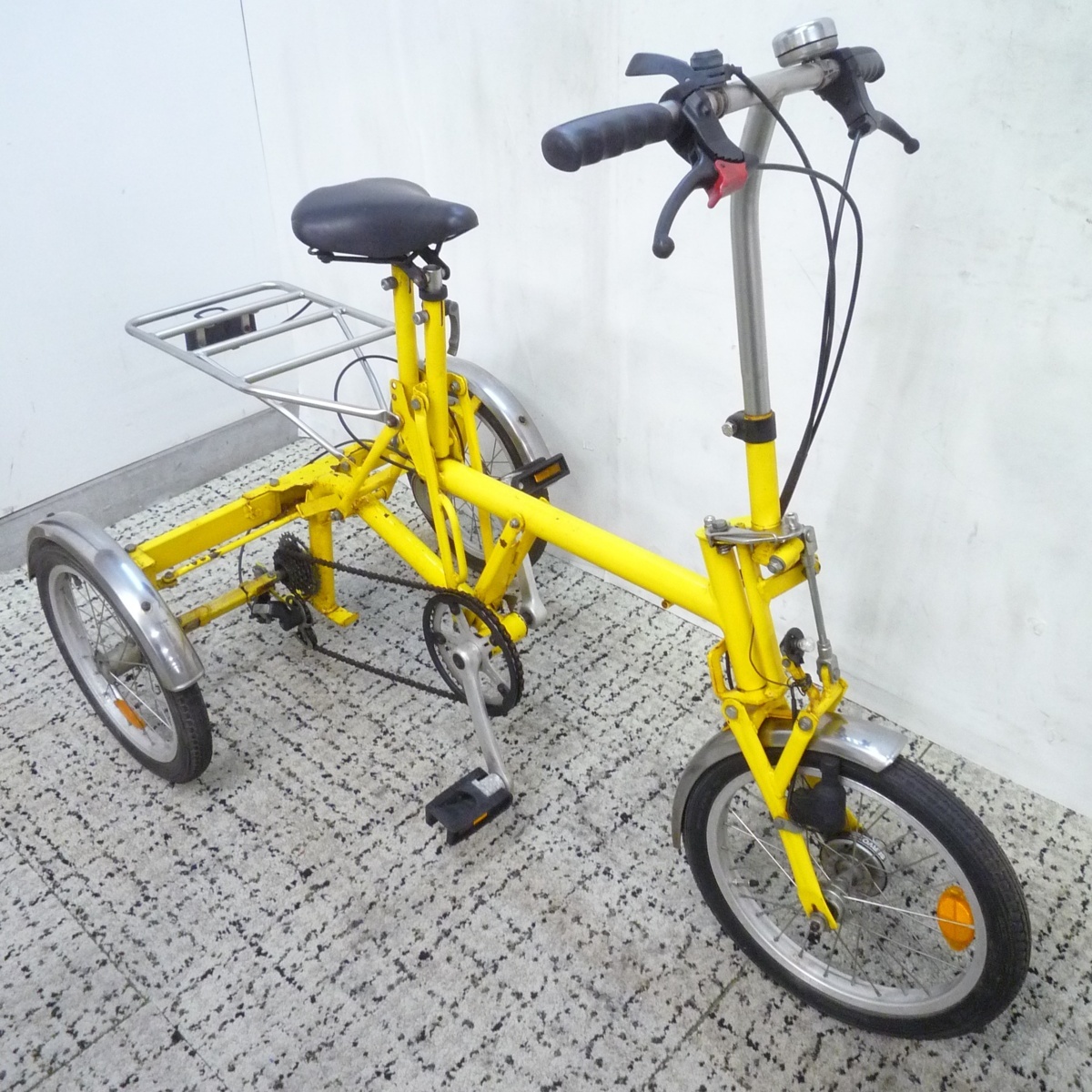 折り畳み自転車 トライク ジャンク DiBlasi R31 収縮率世界一 7段変速 16インチ 三輪自転車 ディブラッシ の落札情報詳細 ...