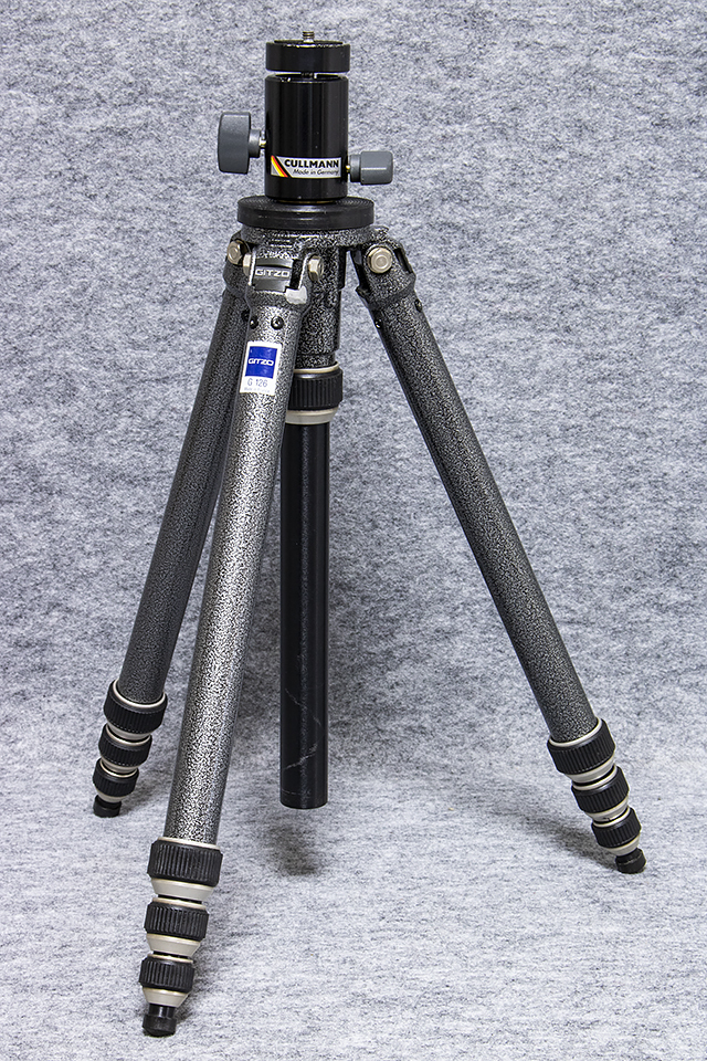 【やや傷や汚れあり】送料無料｜中古動作品｜GITZO：ジッツォ｜G126｜1型4段｜アルミ三脚｜フランス製｜CULLMANN：カルマン｜自由雲台付｜ドイツ製ボールヘッドの落札情報詳細 ...