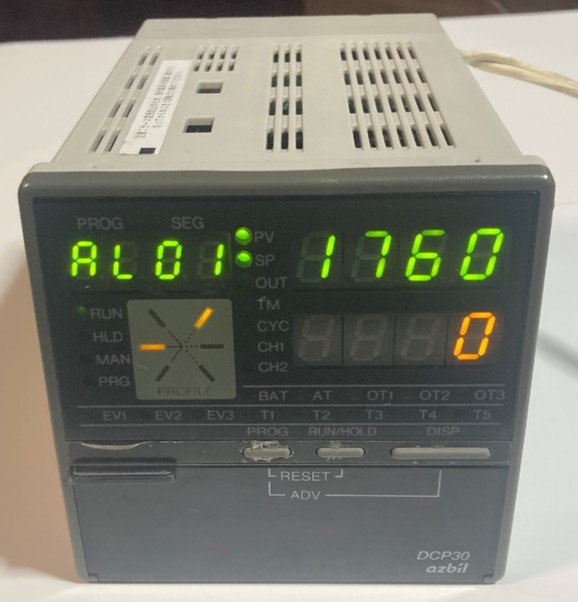 【目立った傷や汚れなし】Azbil アズビル デジタル温度調節器 DCP30 電源AC100～240V 白金抵抗体,熱電対とも対応 96 多機能 取説CD付の落札情報詳細 - Yahoo ...