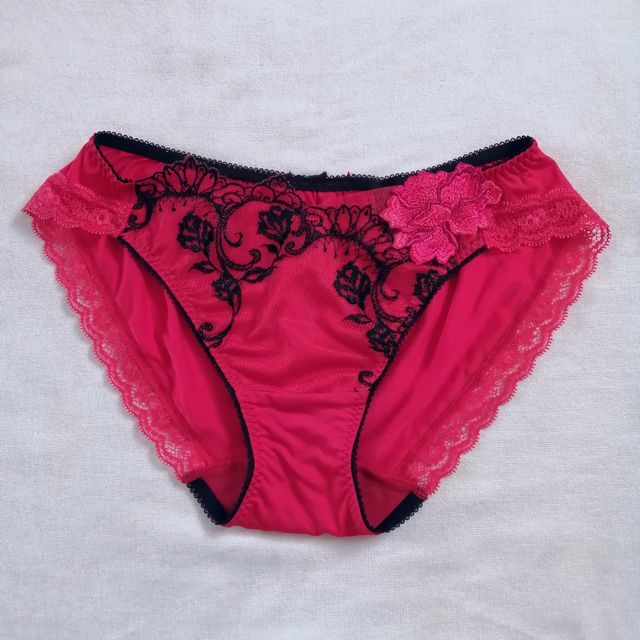 【未使用】Wacoal Salute ワコール サルート 53G シャガール ノーマルショーツ Lサイズ 夢想のエロス レッド×ブラックの落札情報詳細 - ヤフオク落札価格検索 オークフリー