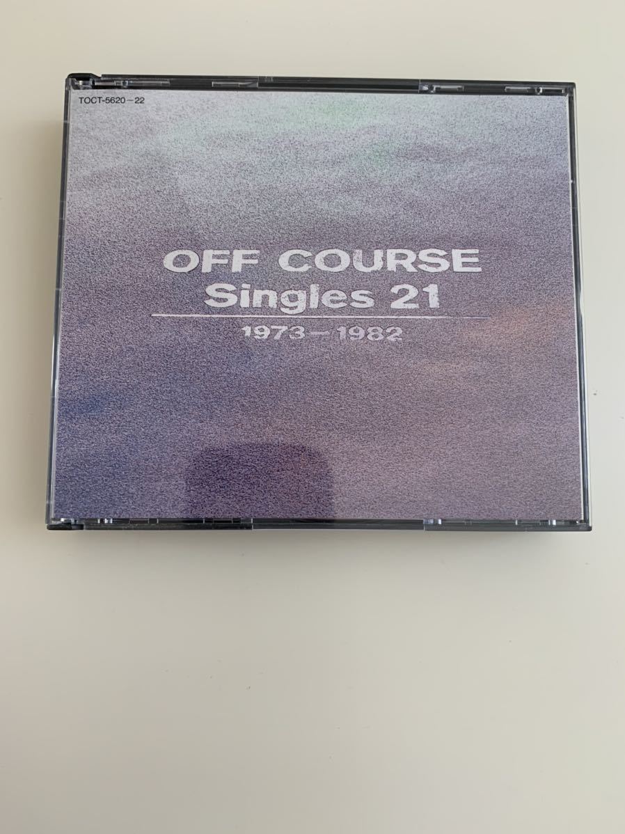 【やや傷や汚れあり】オフコース SINGLES 21 1973-1982 CD 3枚組 ベスト盤 OFF COURSE シングルス 21 中古品の落札情報詳細 - ヤフオク落札価格検索 オークフリー