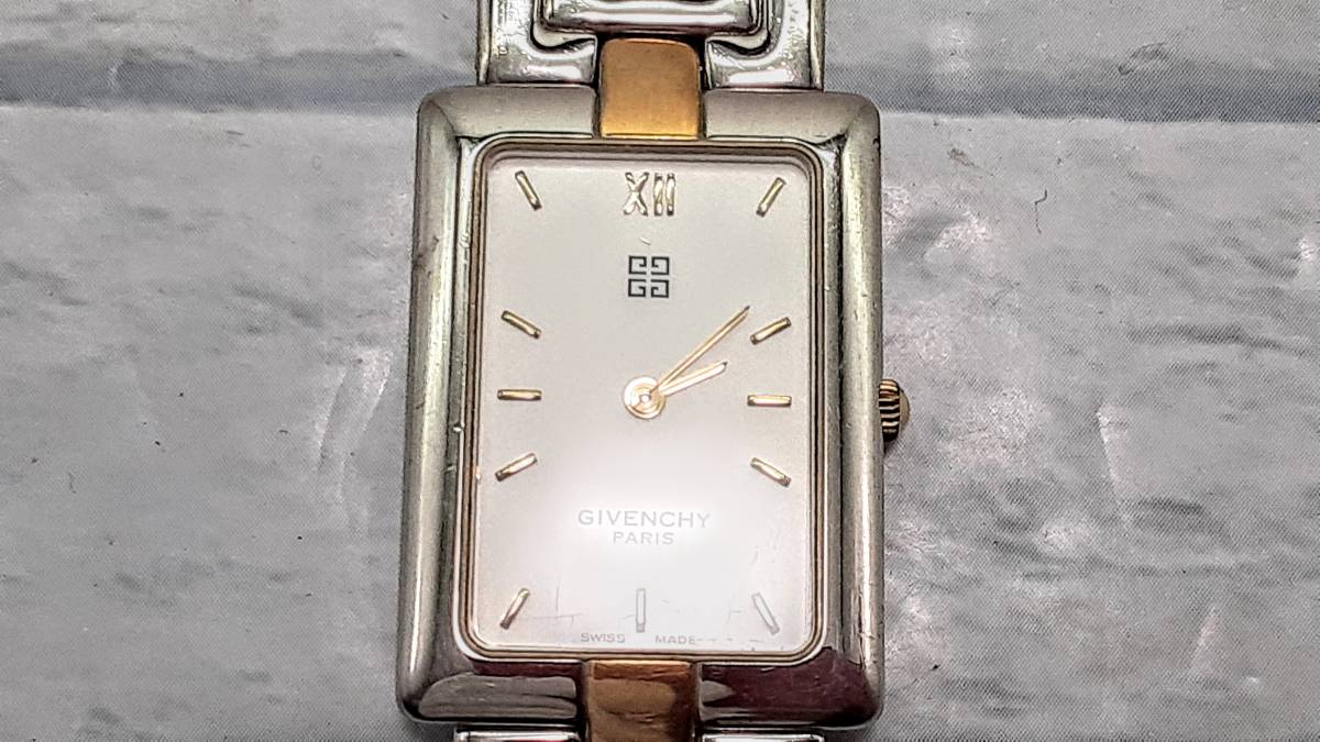 【目立った傷や汚れなし】1000円【稼働】GIVENCHY ジバンシー CAPITOL REG MODEL クォーツ腕時計☆コンビカラー/スクエア/2針 ヴィンテージ メンズ レディース 中古 ...