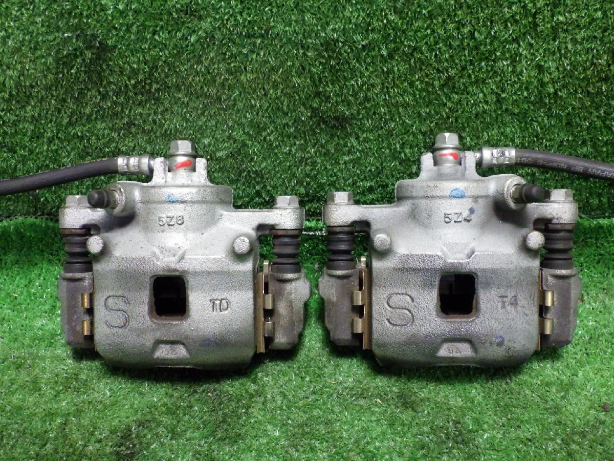 【やや傷や汚れあり】スズキ エブリィ DA17V フロントキャリパー 左右セット 5Z4 5Z8 スチール 1ポット 55102-82M01 ...