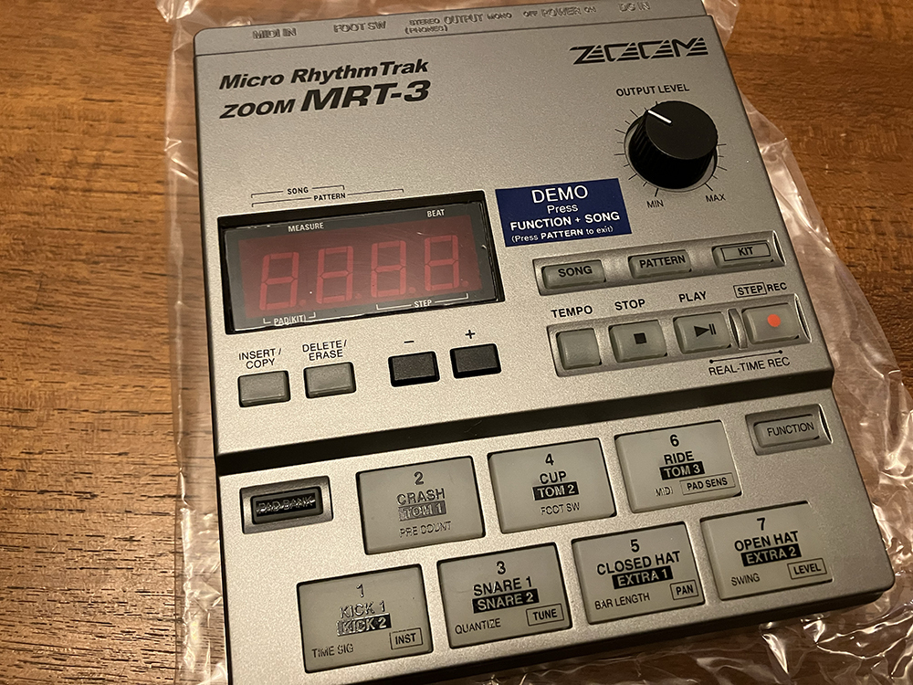 【未使用に近い】【リズムマシン】Zoom Micro Rhythm Trak MRT-3の落札情報詳細 - Yahoo!オークション落札価格検索 オークフリー