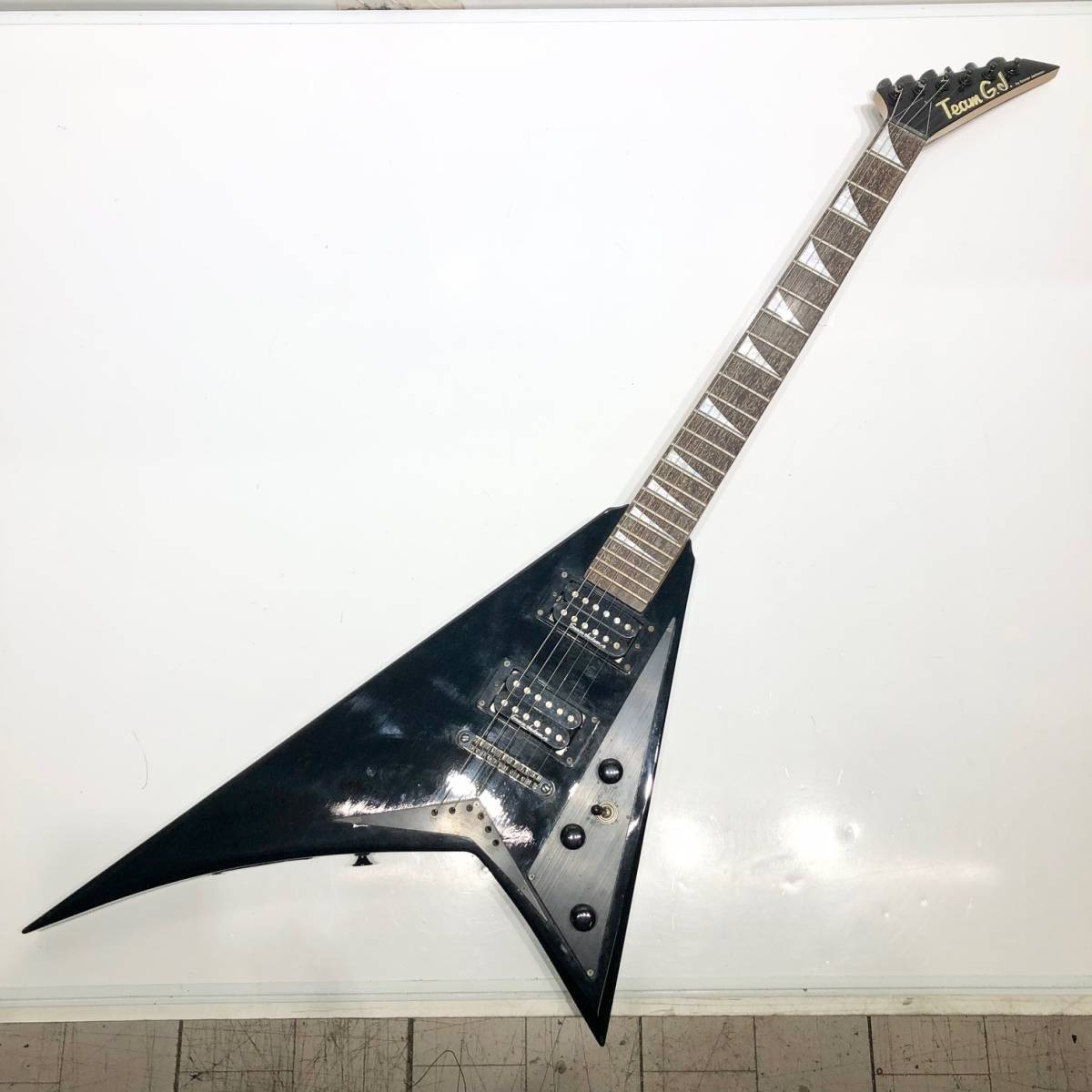 【全体的に状態が悪い】Jackson Randy Rhoadsモデル RRVの落札情報詳細 - ヤフオク落札価格情報 オークフリー