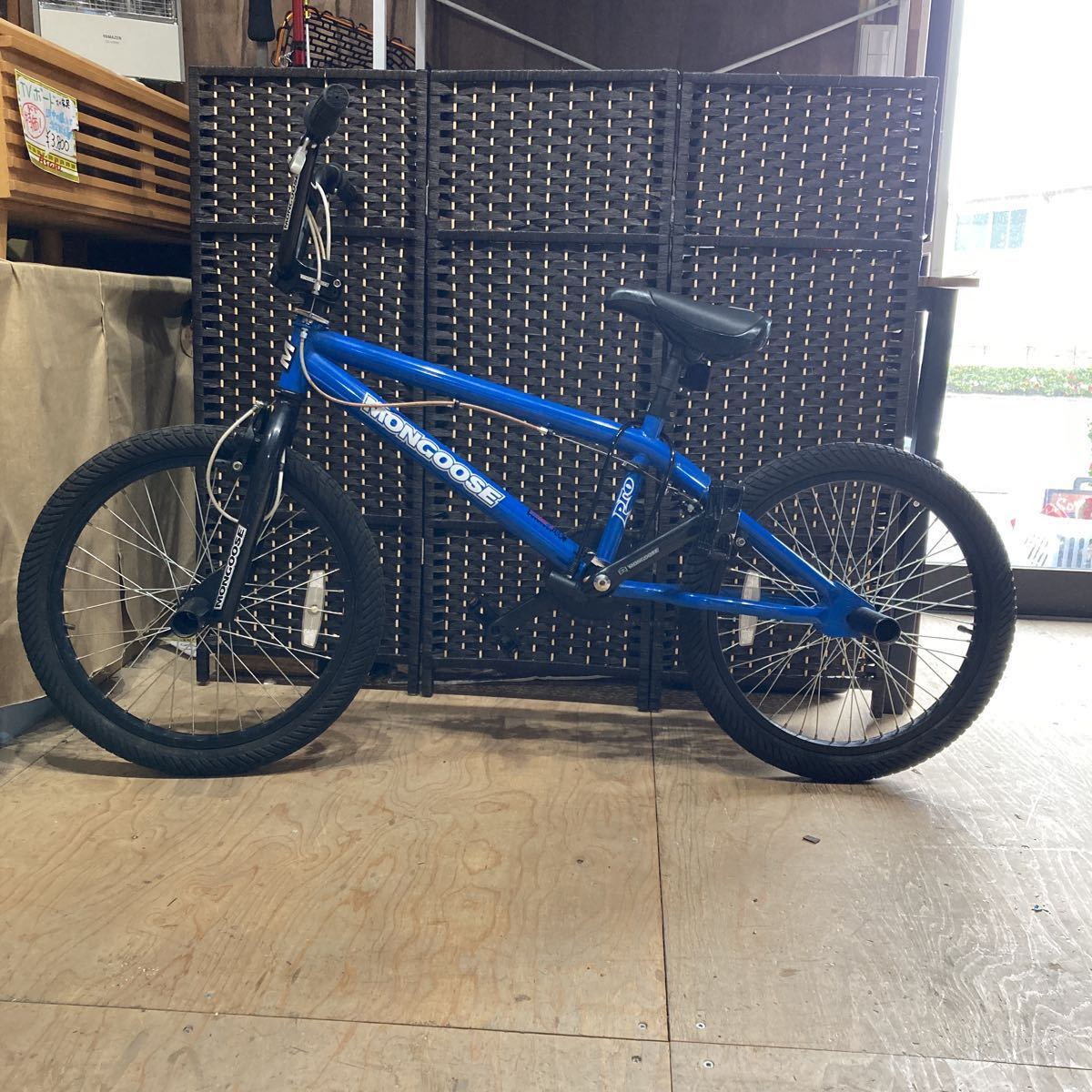 【中古】s811-10)【中古良品】mongoose マングース BMX 自転車 SUBJECT 20インチ フリースタイル入門 ピンクの落札 ...